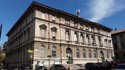 Piazza della Posta, 1, 27100 Pavia PV Poste Italiane Posizione e Orari